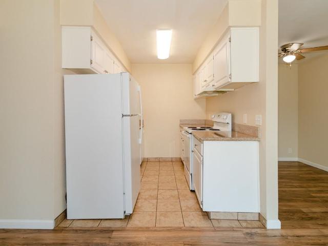 Pinewood Apartments 2 Bedroom Apartment for Rent at 7051 Bowling Dr, Sacramento, CA 95823