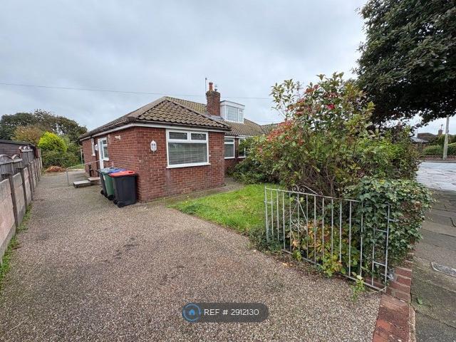 Pinewood Avenue, Thornton FY5, 2 bed bungalow to rent, £950 pcm | PrimeLocation