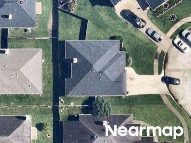 Pinewood Bluff Ln