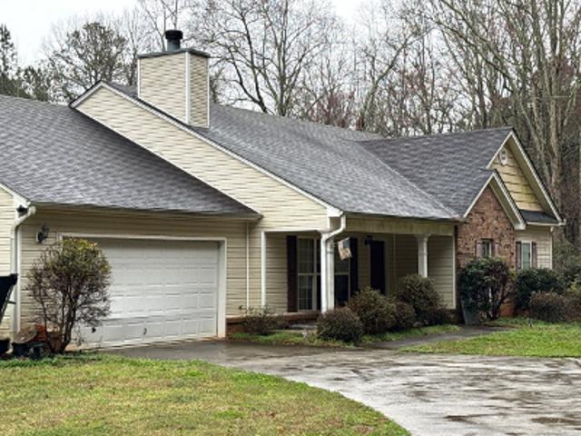 Pinewood Cir