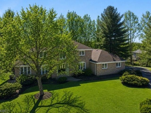 Pinewood Cres, Berkeley Heights Twp, Home For Sale