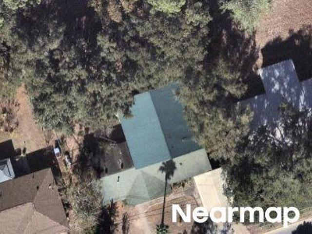 Pinewood Dr