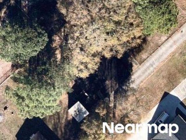 Pinewood Dr