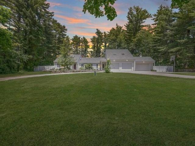 Pinewood Dr, Amherst, Home For Sale