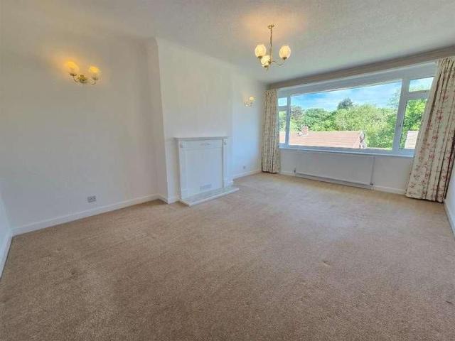 Pinewood Drive, Scarborough, YO12