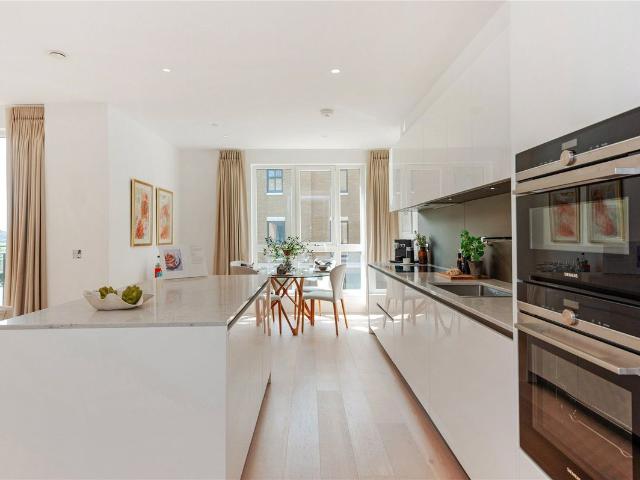Pinewood Gardens, Teddington TW11, 3 bed flat to rent, £4,840 pcm | PrimeLocation