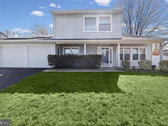 Pinewood Ln, Sicklerville, Home For Sale