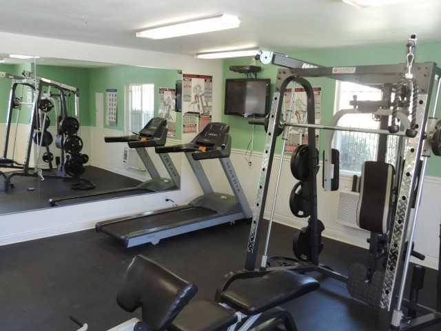 Pinewood Place 1 Bedroom Apartment for Rent at 5226 E Olive Ave, Fresno, CA 93727