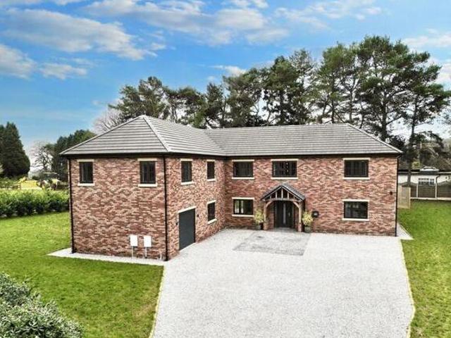 Pinewood Road, Ashley Heath, 5 Bedroom Detached