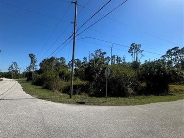 Pinewood St, North Port, FL 34288