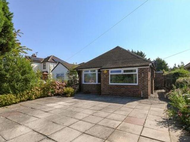 Pinetree Grove, Moreton, 3 Bedroom Bungalow