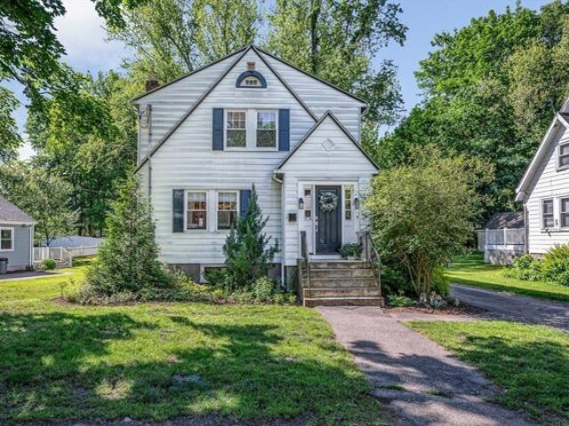 Pinevale Ave, Reading, Home For Sale
