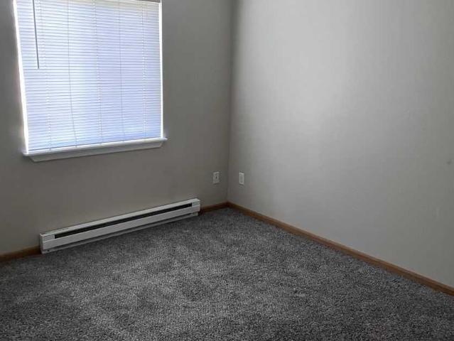 Pineview 1 Bedroom Apartment for Rent at 1321 11th Street West, Williston, ND 58801