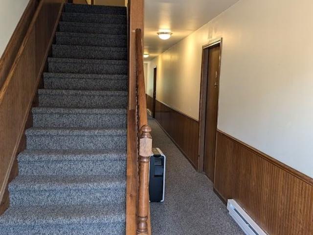 Pineview 2 Bedroom Apartment for Rent at N165W20012 Hickory Ln, Jackson, WI 53037