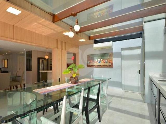 Pineville Casa com 4 quartos sendo 1 suite 240 m²