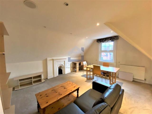 Pinfold Road, Streatham, London SW16, 1 bed flat to rent, £1,600 pcm | PrimeLocation