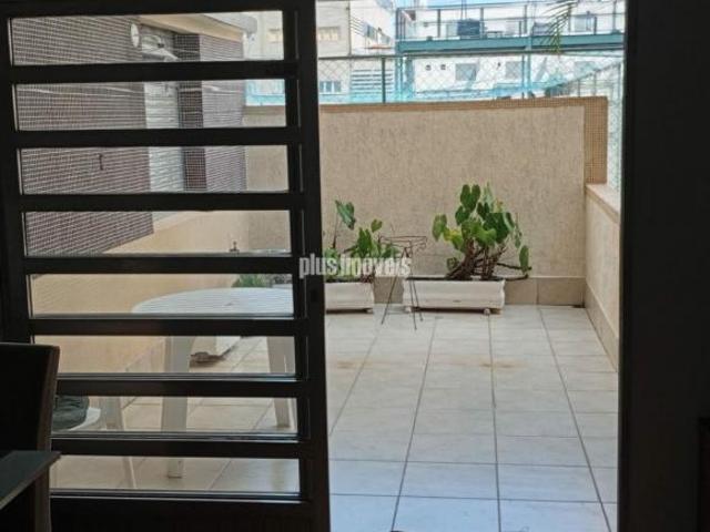 Pinheiros! Apartamento com Quintal!