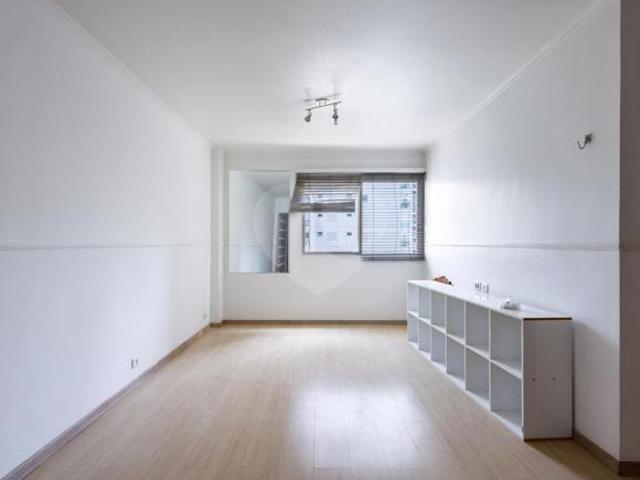 Pinheiros. apartamento de 2 quartos. vaga de garagem