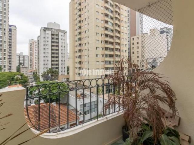 Pinheiros! Elegância e Conforto!
