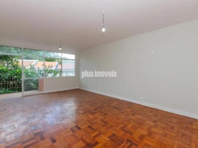 Pinheiros! Terraço! Junto ao Metrô Clínicas!