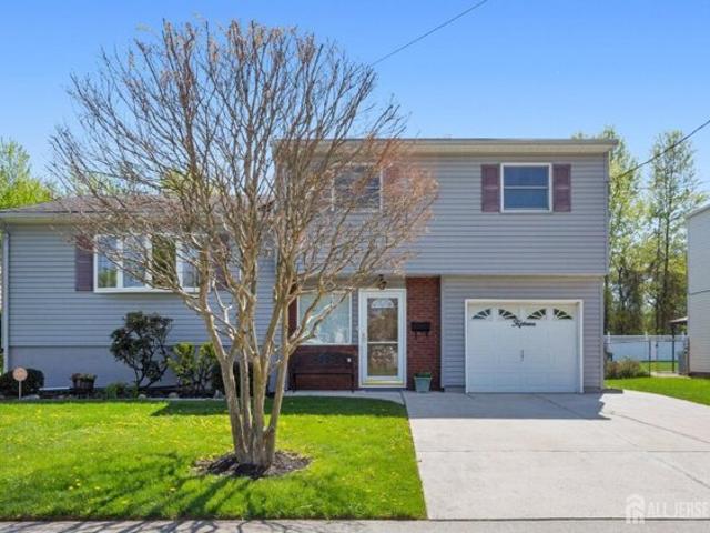 Pinho Ave, Carteret, Home For Sale