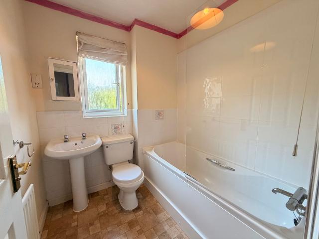 Pinkers Mead, Bristol BS16, 2 bed property to rent, £1,400 pcm | PrimeLocation