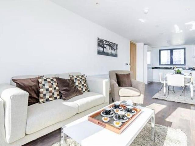 Pinnacle Tower, Fulton Road, Wembley HA9, 1 bed flat to rent, £2,000 pcm | PrimeLocation
