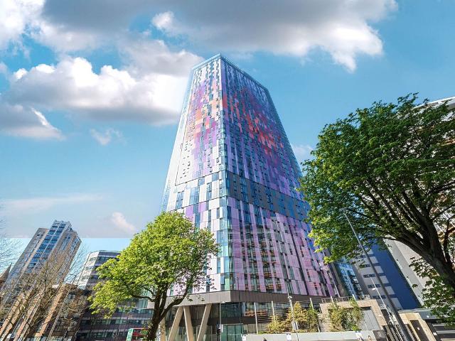 Pinnacle Apartments CR0, Croydon, 2 bed flat to rent, £2,000 pcm | PrimeLocation