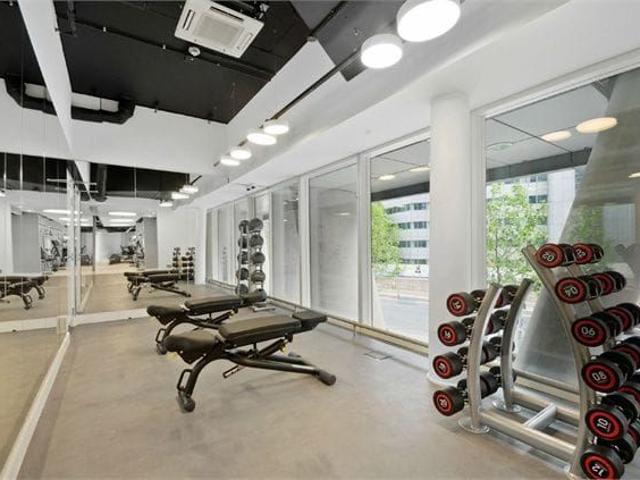 Pinnacle Apartments, 11 Saffron Central Square, Croydon CR0, 1 bed flat to rent, £1,500 pcm | PrimeLocation
