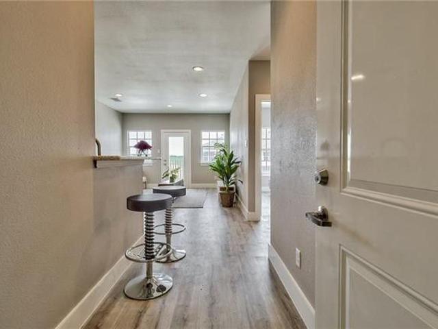 Pinnacle Apartments 2 Bedroom Apartment for Rent at 13601 Pinnacle Cir W, Euless, TX 76040