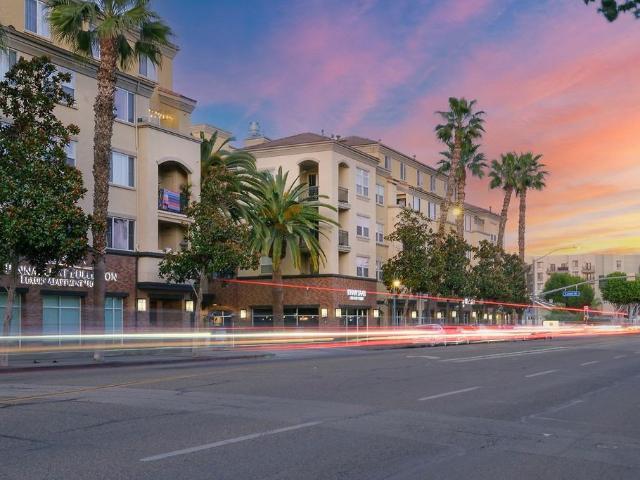 Pinnacle at Fullerton Studio Apartment for Rent at 229 E Commonwealth Ave, Fullerton, CA 92832 Downtown Fullerton