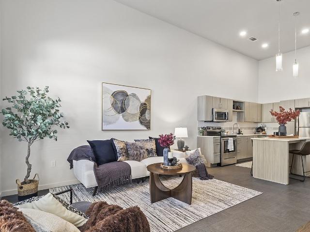 Pinnacle Heights Studio Apartment for Rent at 5100 W Park Ave, Rogers, AR 72758