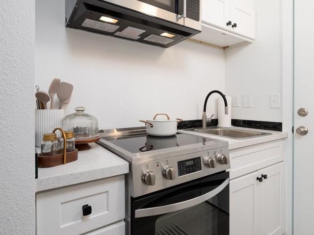 Pinnacle Point Studio Apartment for Rent at 3518 Pacific Hwy E, Fife, WA 98424 Fife