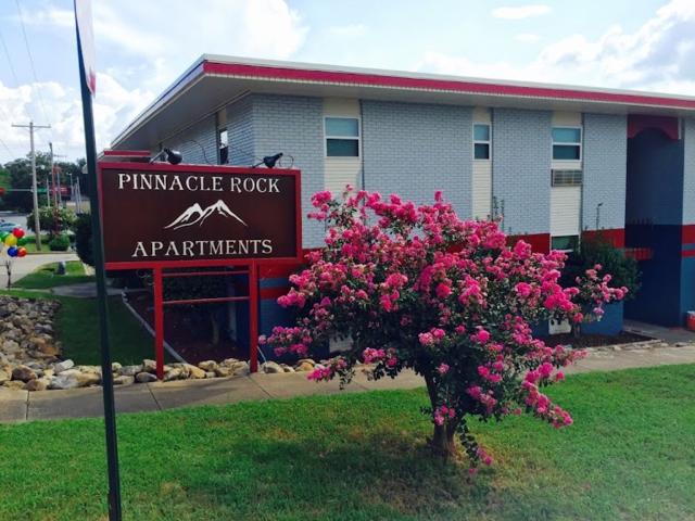 Pinnacle Rock Residences