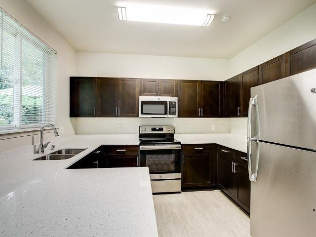 Pinnacle Sonata 3 Bedroom Apartment for Rent at 23940 40th Dr Se, Bothell, WA 98021 Fitzgerald 35th SE