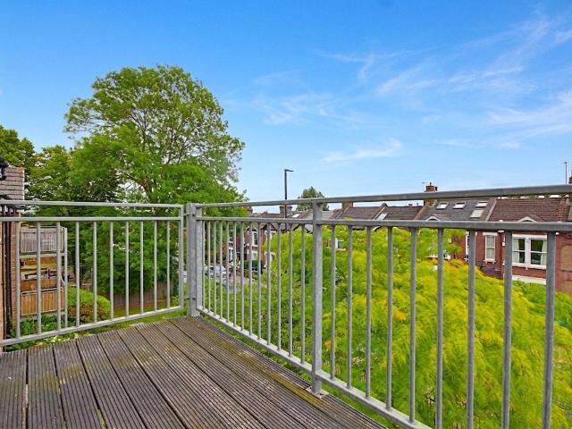 Pinnata Close, Enfield EN2, 2 bed flat to rent, £1,750 pcm | PrimeLocation