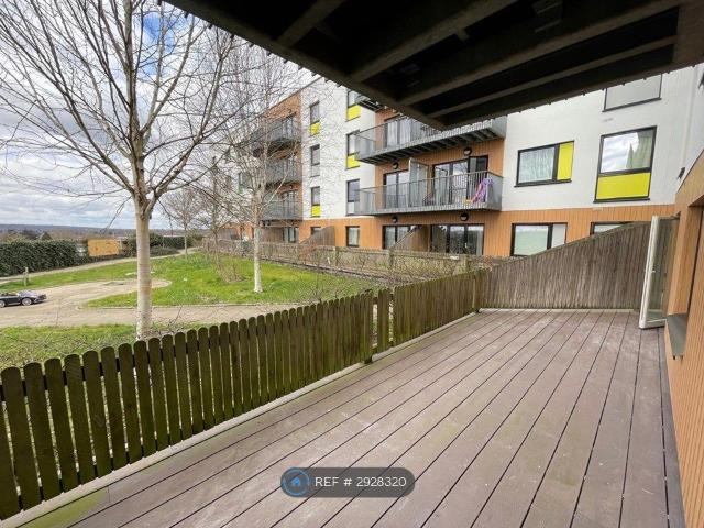 Pinner Road, Harrow HA1, 2 bed flat to rent, £2,000 pcm | PrimeLocation