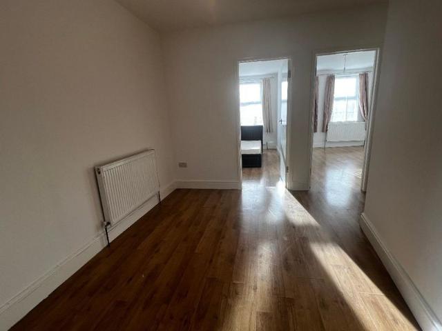 Pinner Road, Harrow HA1, 2 bed property to rent, £1,550 pcm | PrimeLocation