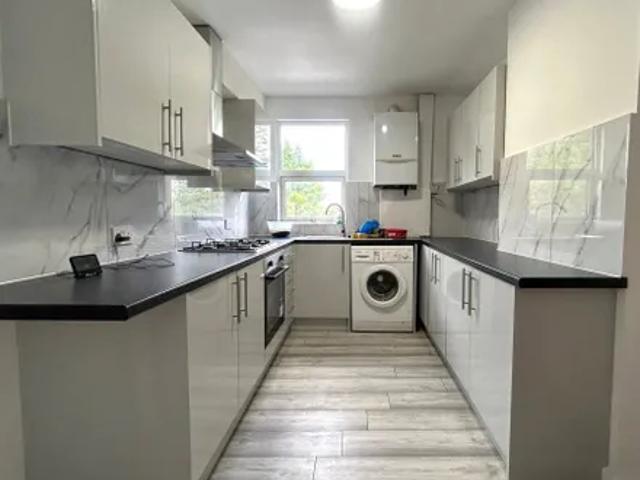 Pinner Road, London, HA1 4HZ, United Kingdom | 3 bed house for rent #167396201 | Rentberry