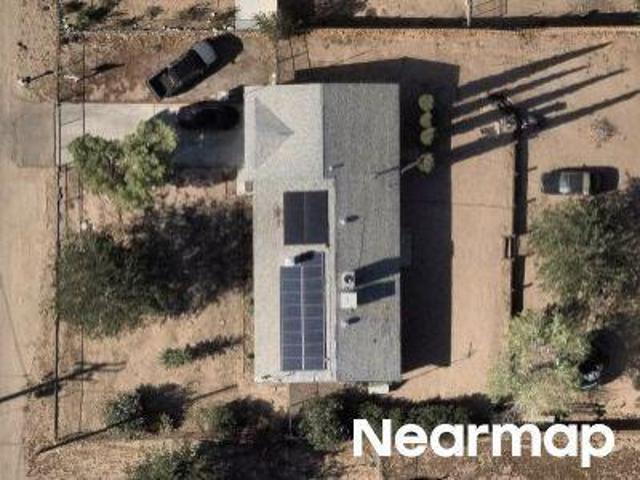 Pinon Ave