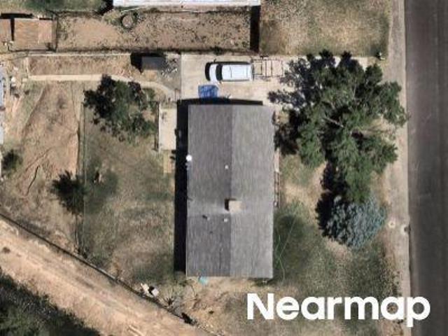 Pinon St