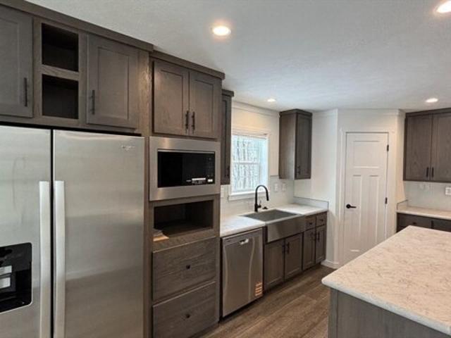 Pinrock Dr, Sturbridge, Home For Sale