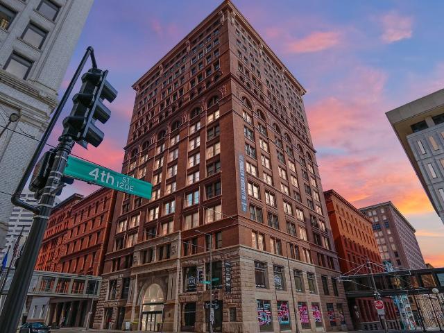 Pioneer Endicott 1 Bedroom Apartment for Rent at 141 4th St E, St. Paul, MN 55101 Downtown St. Paul