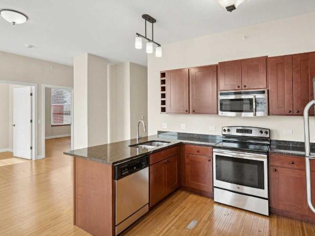 Pioneer Endicott 2 Bedroom Apartment for Rent at 141 4th St E, St. Paul, MN 55101 Downtown St. Paul