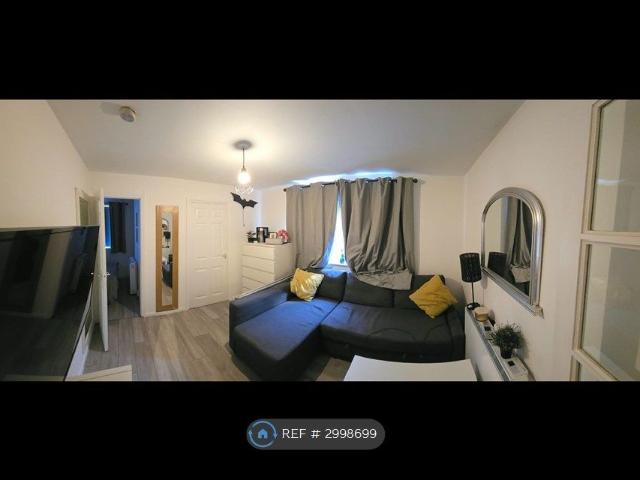 Pioneer Way, Watford WD18, 1 bed flat to rent, £1,150 pcm | PrimeLocation