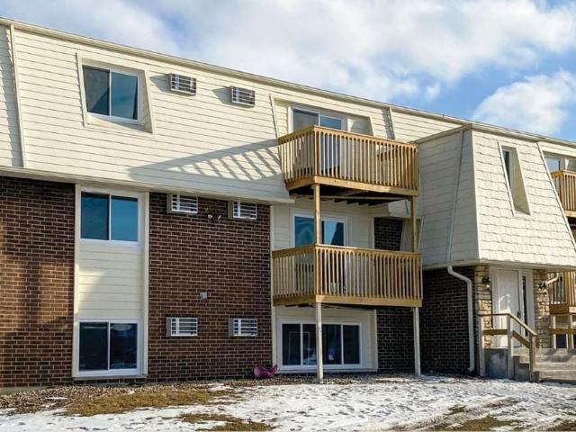 Pioneer 2 Bedroom Apartment for Rent at 1413 Pioneer Rd, Crest Hill, IL 60403