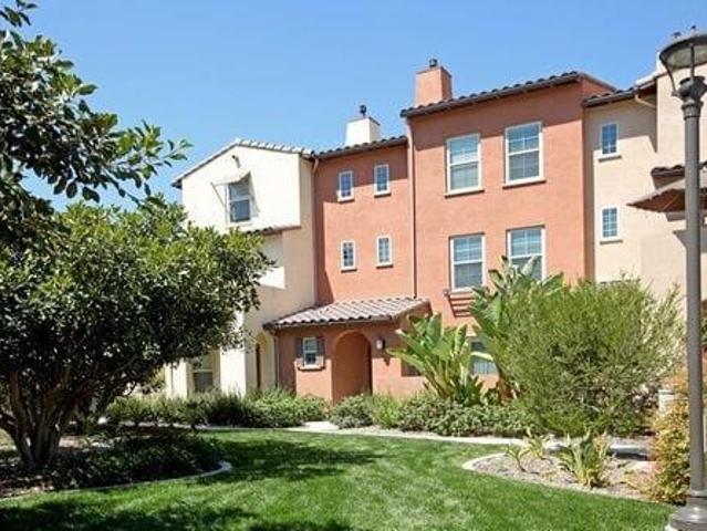 Piazza D'Oro 2 Bedroom Apartment for Rent at 3402 Piazza De Oro Way, Oceanside, CA 92056 Mira Costa