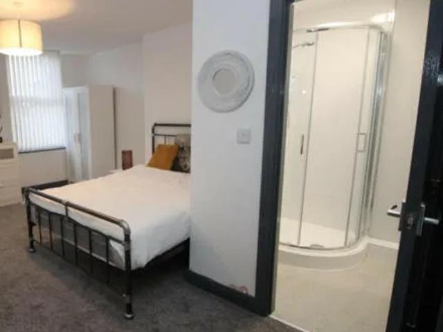 Picton Road, Liverpool, Merseyside, L15 | 5 bed house for rent #165389265 | Rentberry