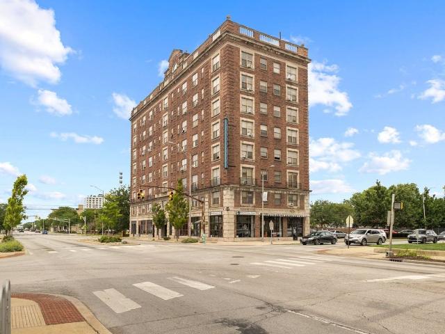 Piccadilly Apartments 1 Bedroom Apartment for Rent at 28 E 16th St, Indianapolis, IN 46202 Near Northside