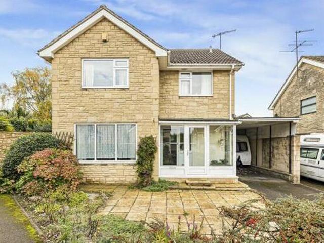 Piccadilly Way, Prestbury, 3 Bedroom Detached